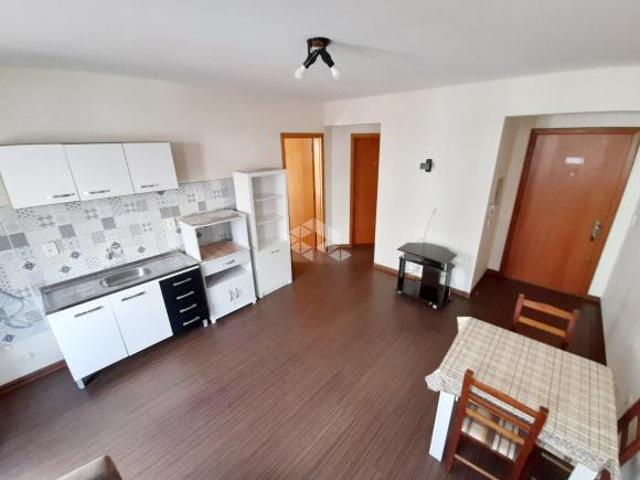 LINDO APARTAMENTO 2 DORMITÓRIOS SEMIMOBILIADO CENTRAL
