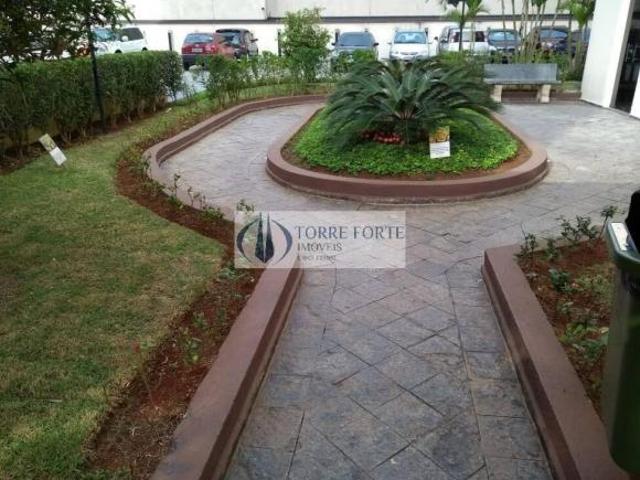 Lindo apartamento 3 dormitórios 1 vaga com sacada na Vila Antonieta