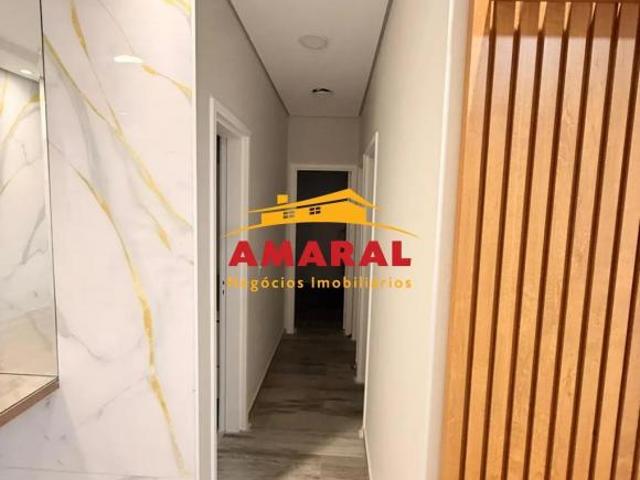 Lindo Apartamento Térreo 3 Quartos com Suíte, Sacada e Móveis Planejados Localização Privilegiada