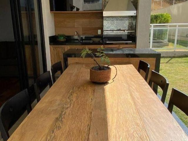 Lindo apartamento térreo de 3 quartos em ótima localização