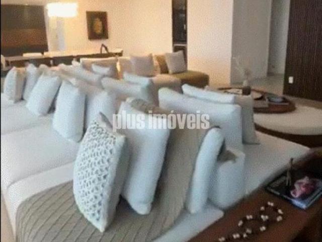 Lindo Apartamento tipo para venda em Vila Madalena com 3 quartos, sendo 3 suítes, 275m²!