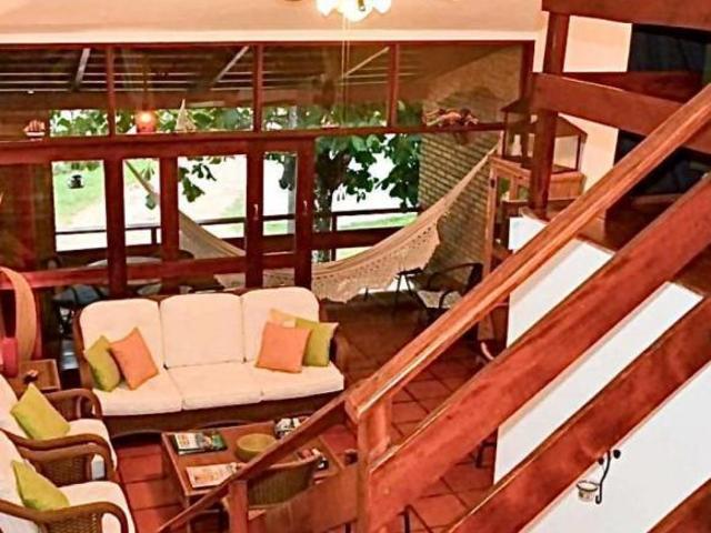 Lindo Apartamento Triplex de 160m² com 3 Dormitórios à 100m da orla do Saco da Ribeira! Exclusividad