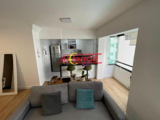 Lindo Apartamento Vila Rosália com 2 Dorms. sendo 1 súite e duas vagas
