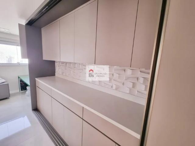 Lindo apartamento a venda na Chácara Santo Antônio, com 213m²