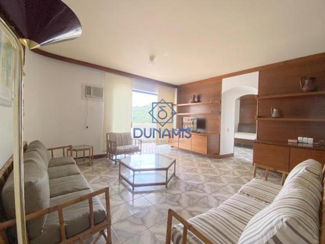 Lindo apartamento a venda na região central na Praia das Pitangueiras