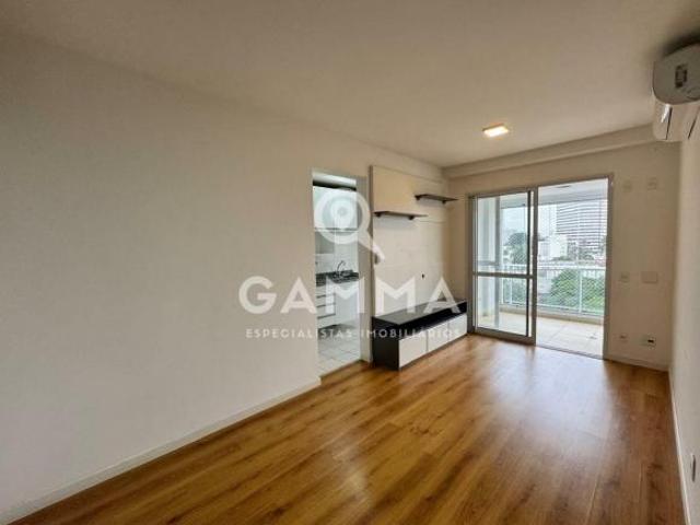 Lindo apartamento à venda no Condomínio Praças da Lapa, em uma das regiões mais valorizadas da Zona