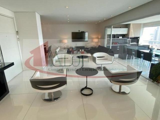 Lindo apartamento à venda com 3 suítes e 3 vagas na Vila Romana