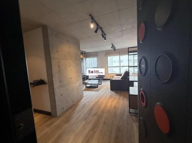 Lindo Apartamento à venda, Todo com vinílico