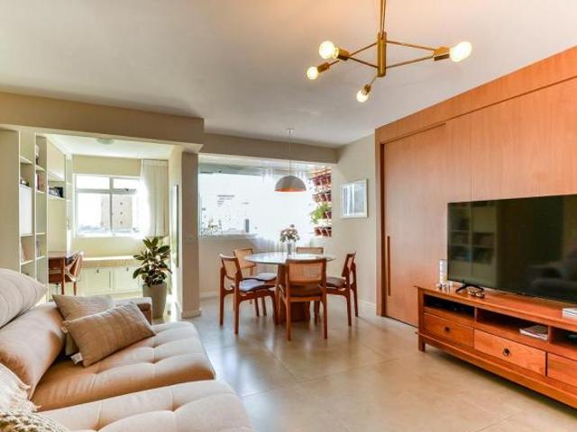 LINDO APARTAMENTO A VENDA TODO REFORMADO DE 01 DORMITÓRIO NO BIGORRILHO