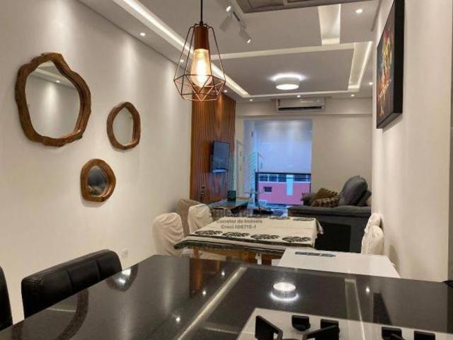 Lindo apartamento à venda, todo reformado inclusive elétrica e hidráulica, próximo ao SESC e à pra