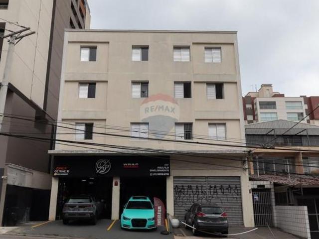 Lindo apartamento a venda ! 02 dormitórios sala 2 ambientes cozinha e banheiro grandes e área de