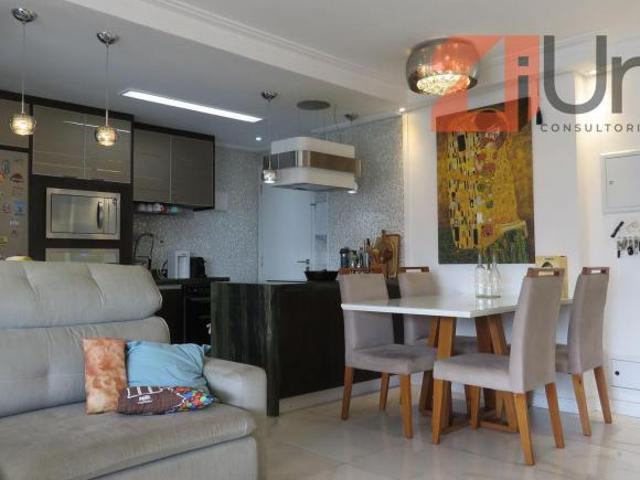 Lindo apartamento à venda 108m², 2 vagas próximo ao Metrô Praça da Árvore