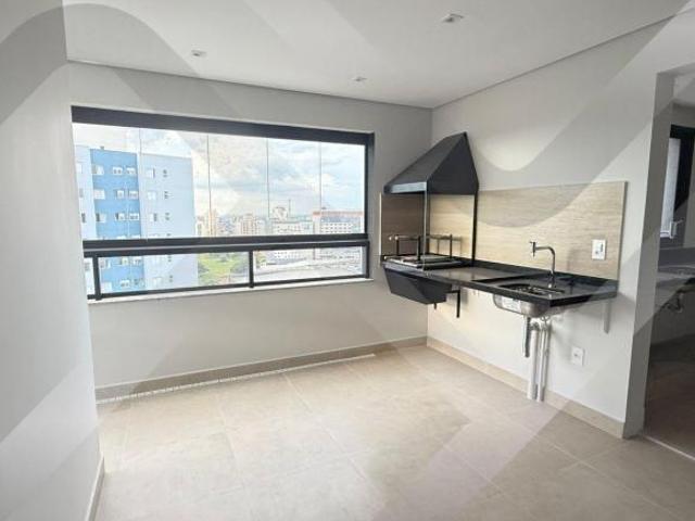 LINDO APARTAMENTO CAMPOLIM