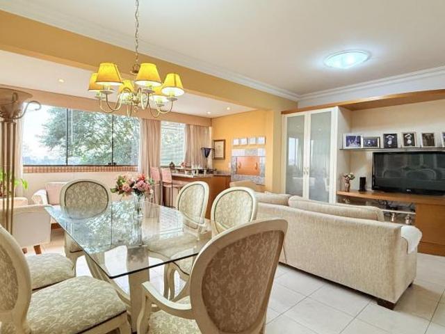 Lindo Apartamento com 3 dormitório 1 suíte com vista para o Jardim Botânico