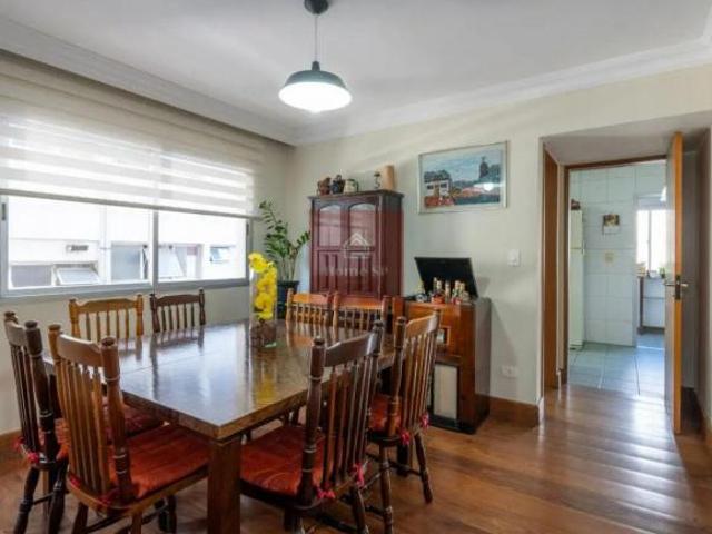 Lindo apartamento com 3 dormitórios, 1 suíte, 1 vaga e com 129m² Itaim Bibi