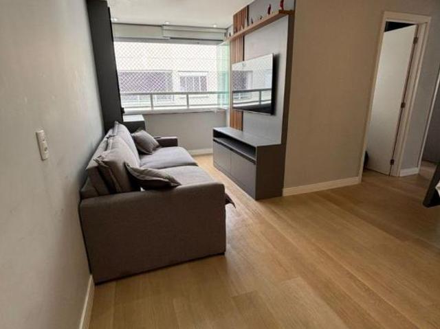 Lindo Apartamento com 3 Dormitórios e Vaga em Jurubatuba