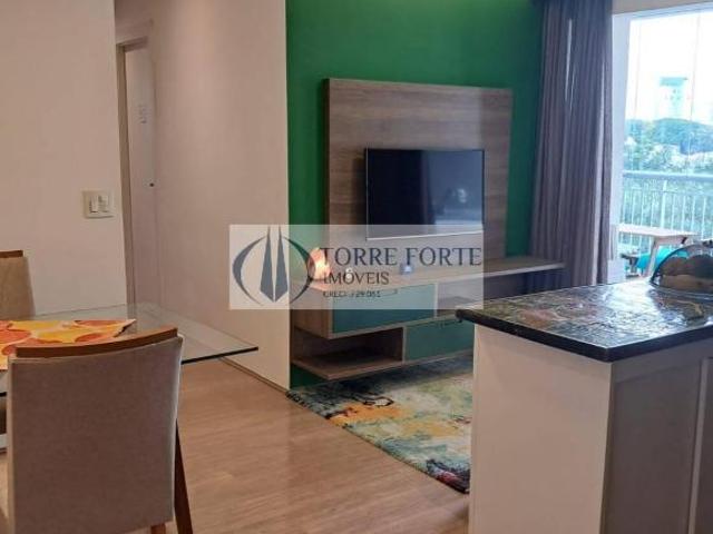 Lindo apartamento com 3 dormitórios e 1 vaga de garagem no Jardim Esmeralda