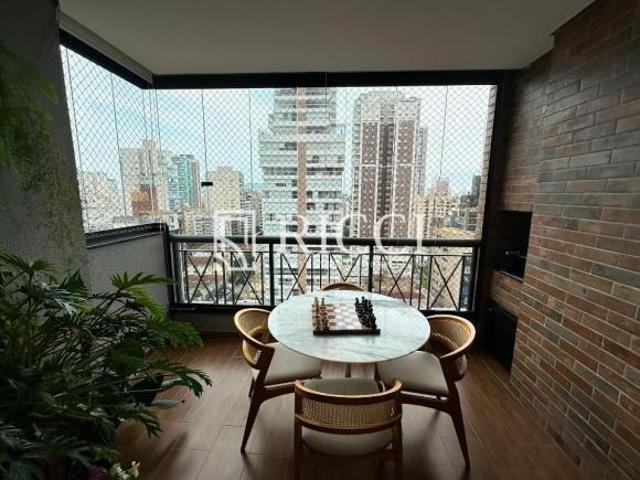 Lindo apartamento com 3 suítes à venda ótima localização 3 vagas de garagem paralelas