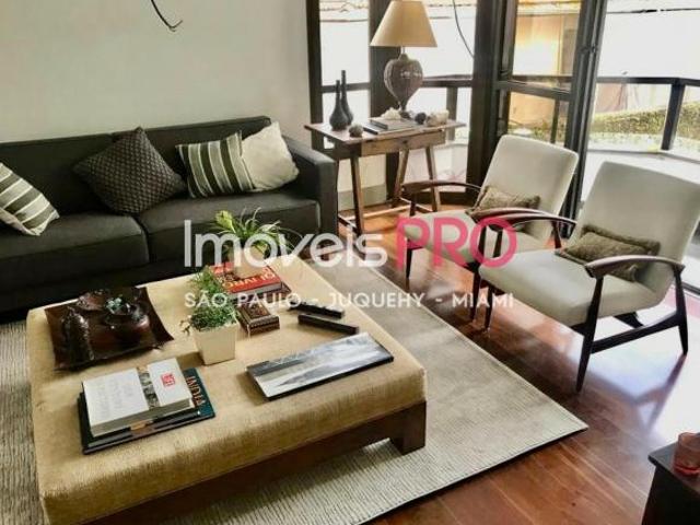 Lindo apartamento com 3 suites no Itaim totalmente reformado