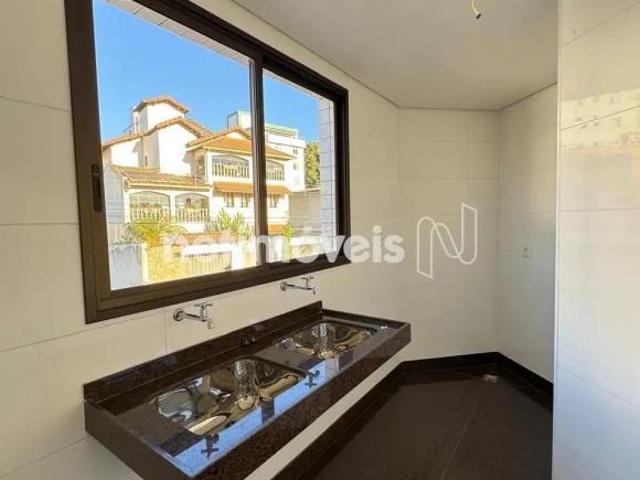 LINDO APARTAMENTO COM 3 SUITES, UM POR ANDAR NO INCONFIDENTES ESQUINA DE AVENIDA TOMAZ GONZAGA