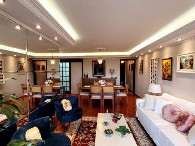 Lindo Apartamento com 107 m² e 3 quartos à venda em Bacacheri