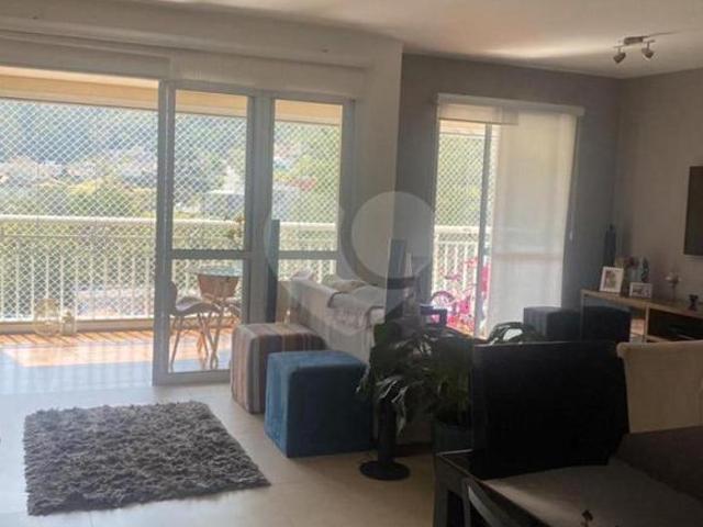 Lindo Apartamento com 100 m² no Horto