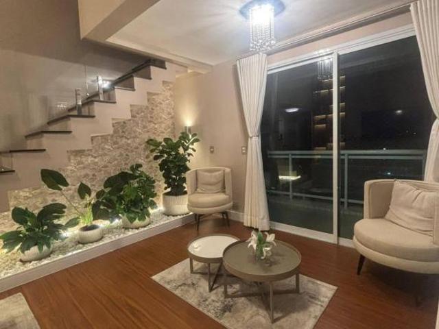Lindo Apartamento com 215 m² no Town Home Lorian Boulevard