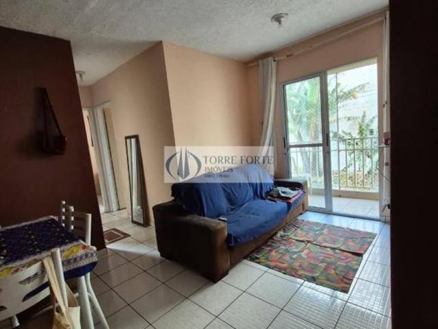 Lindo Apartamento com 2 dormitórios em Ferraz de Vasconcelos