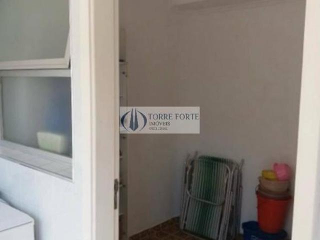 Lindo apartamento com 2 dormitórios, sacada, e 1 vaga em Praia Grande