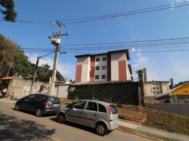 Lindo apartamento com 2 quartos no Santa Cândida