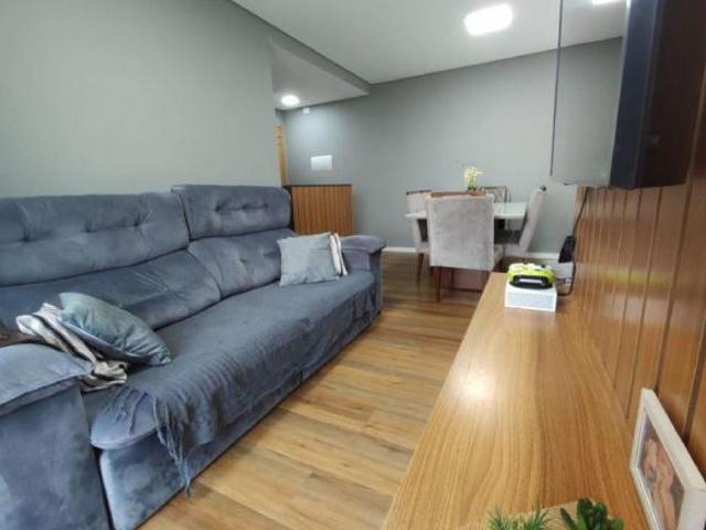 Lindo Apartamento com dois Dormitorios sendo um suite e duas vagas de Garagem