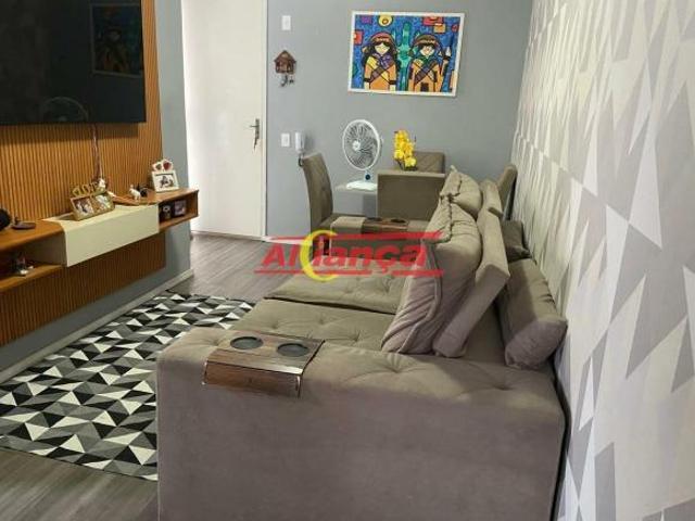 Lindo Apartamento, com oportunidade de moradia e renda !