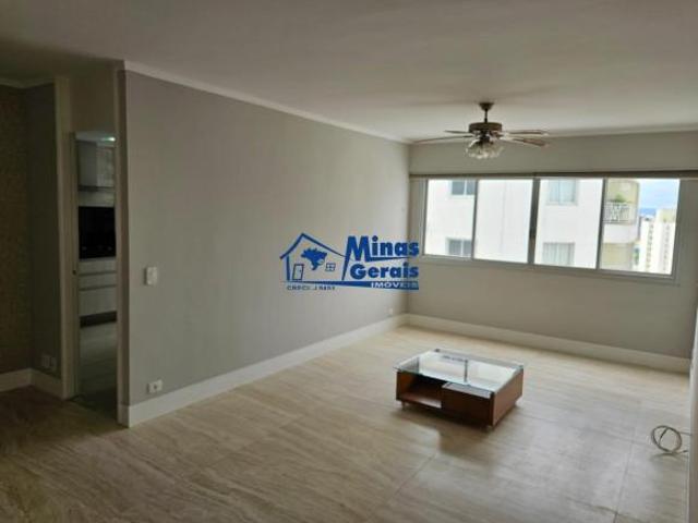 LINDO APARTAMENTO COM MÓVEIS PLANEJADOS NO BAIRRO VILA ADYANA, VENDE SE!