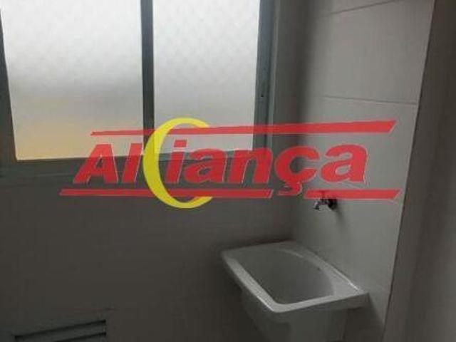 Lindo apartamento condomínio Mobby