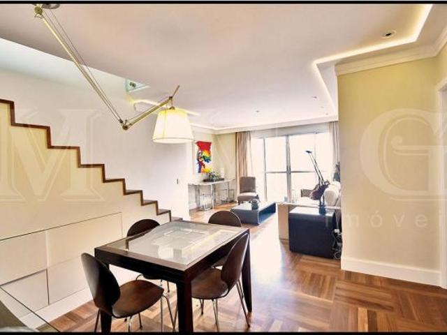 Lindo Apartamento Cobertura Duplex de 181 m² em Moema