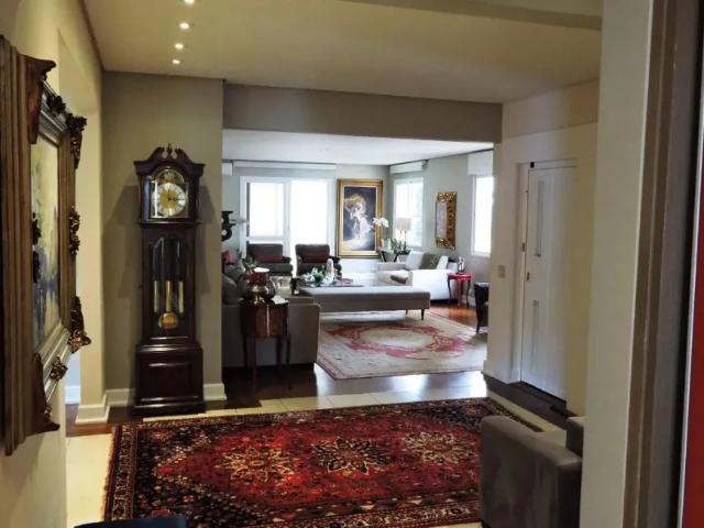 Lindo Apartamento Clássico à Venda no Condomínio Belle Ville – Santo André/SP 260 m² | 3 Suítes | 4