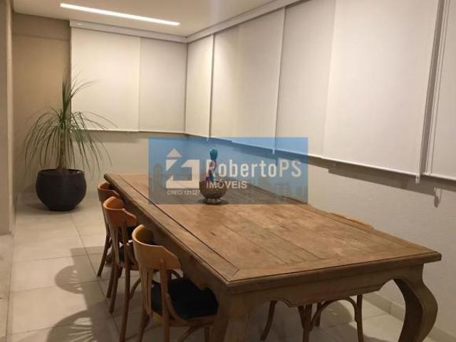 Lindo Apartamento de 4 dormitórios com 124 m² no Jardim das Colinas