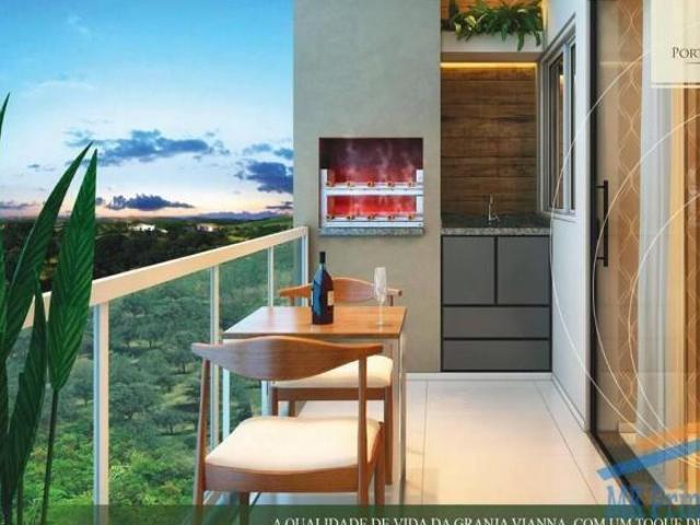 Lindo apartamento de 54m² com 2 dormitórios na Granja Viana