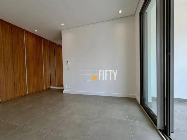 Lindo Apartamento de 109m² e 2 Suítes para Locação entre o Itaim Bibi e a Vila Nova Conceição