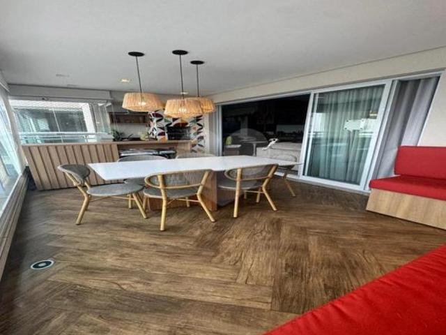 Lindo Apartamento de 117 m² na Barra Funda