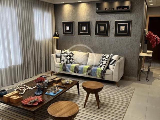 Lindo apartamento de 155m2, 3 suítes, sala para 2 ambientes, sala de TV, cozinha completa com Planej