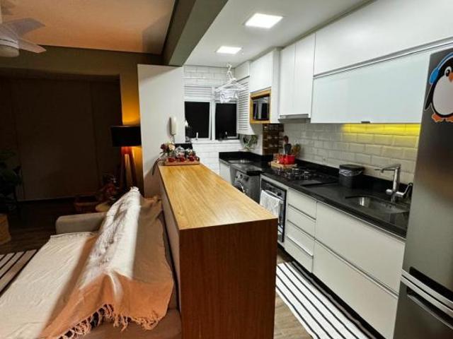 Lindo apartamento de 2 dormitórios com fino acabamento na Chácara Klabin