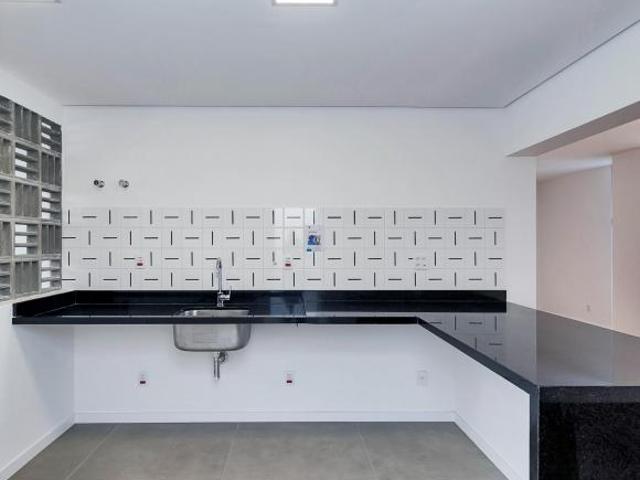 Lindo apartamento de 3 dorm totalmente reformado