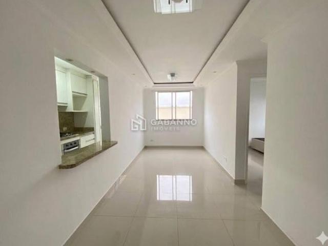 Lindo Apartamento de dois quartos no Campo Comprid