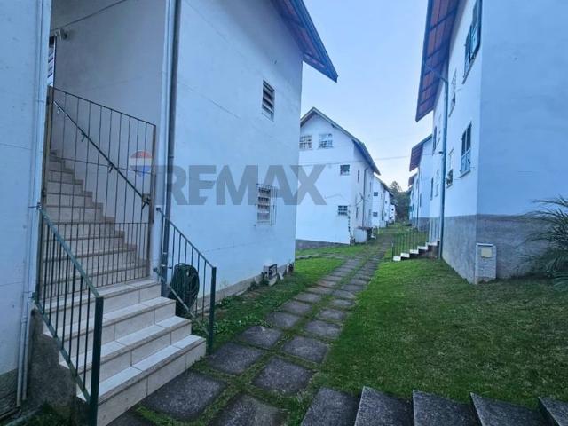 Lindo apartamento duplex com 02 quartos para Alugar por R$ 1.200,00/Mês + Taxas