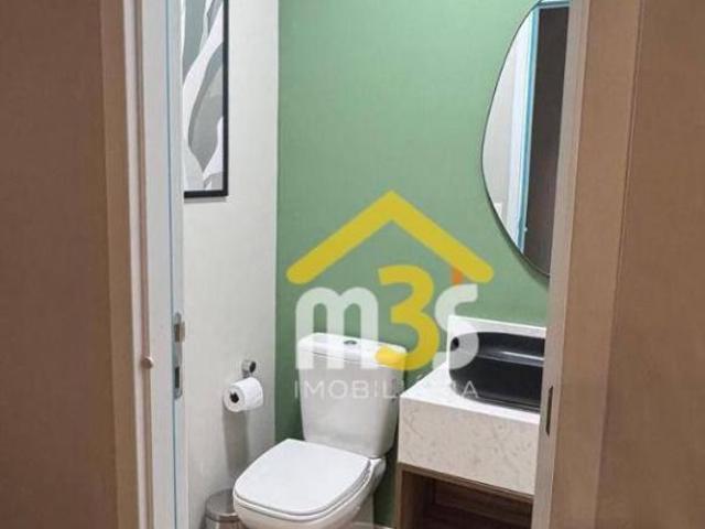 Lindo apartamento em Alphaville, completo, impecável, porteira fechada, 52m² por $ 1.050.000,00
