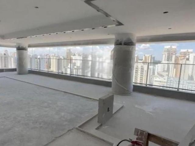 Lindo Apartamento em Campo Belo com 210 m²!
