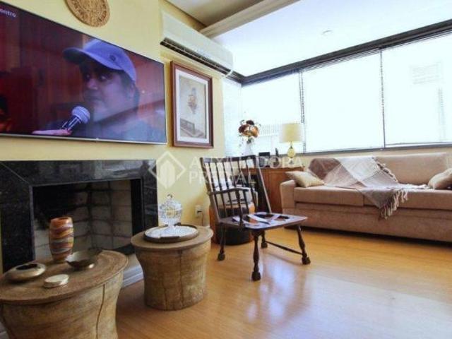 LINDO APARTAMENTO EM EXCELENTE LOCALIZAÇÃO