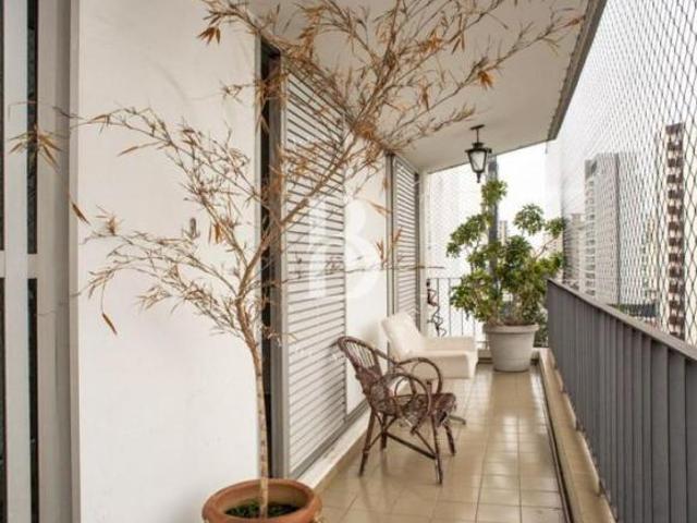 Lindo apartamento em Moema