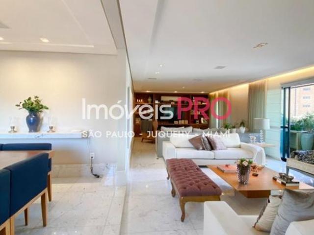 Lindo apartamento em Moema